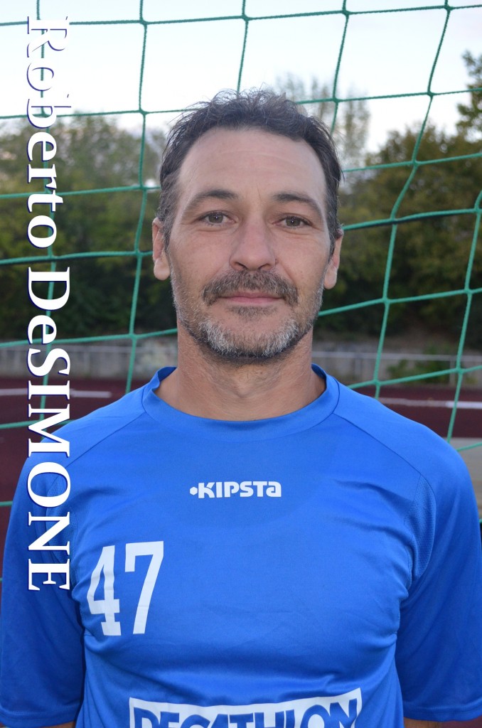 SENIOREN | Roberto DeSIMONE bleibt den Blau Weißen treu – TSV 1947 ...